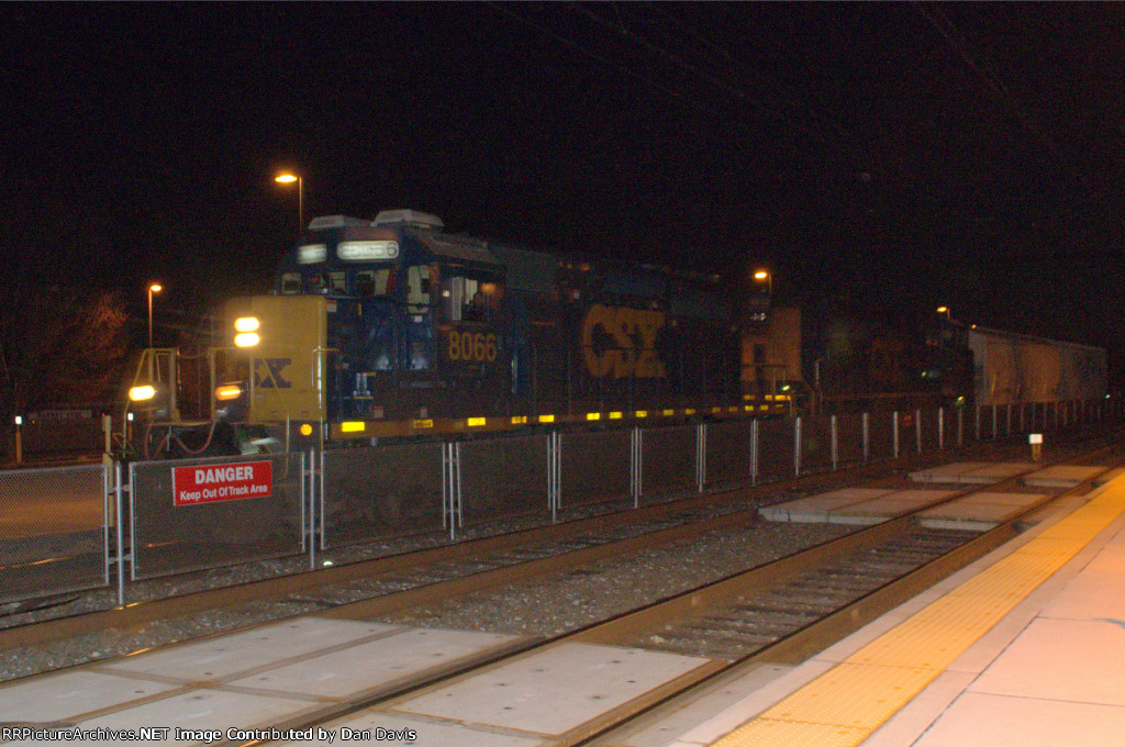 CSX SD40-2 8066 leads Q300-15